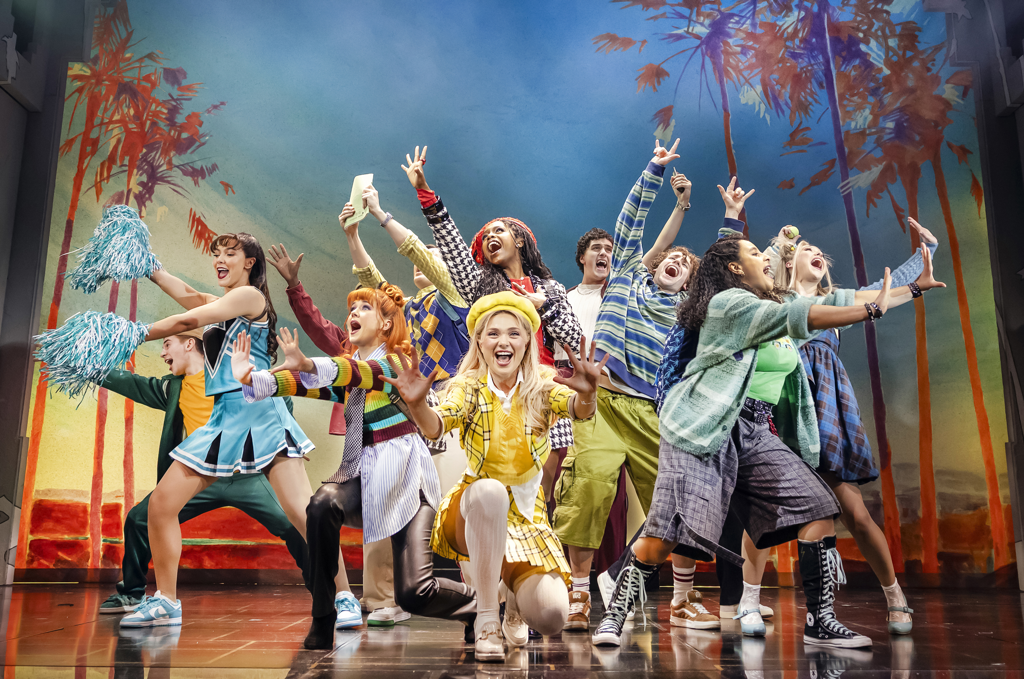 REVIEW: Clueless the Musical ⭐⭐⭐ – Little Lark of London