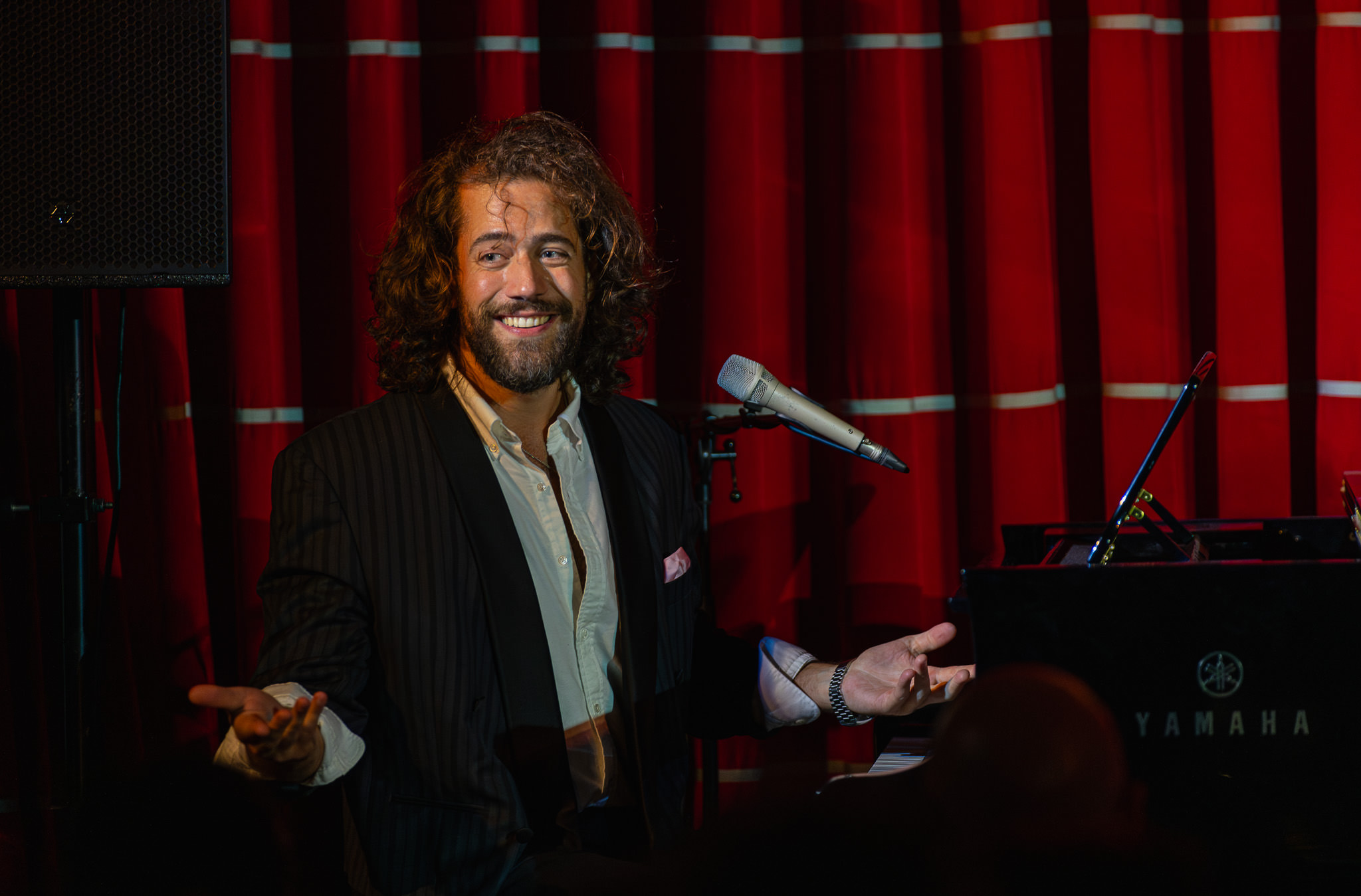 INTERVIEW: Felix Hagan On His New Album, “Happy Songs” – Little Lark of ...